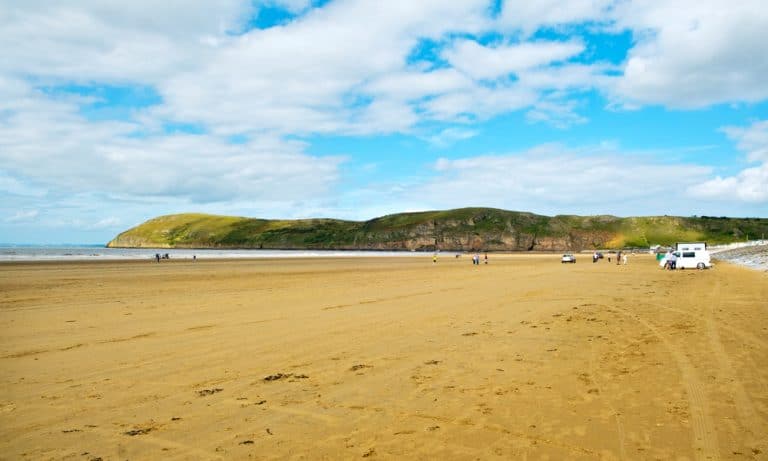Discover The Beach | Miles of Sandy Coastline | Discover Brean